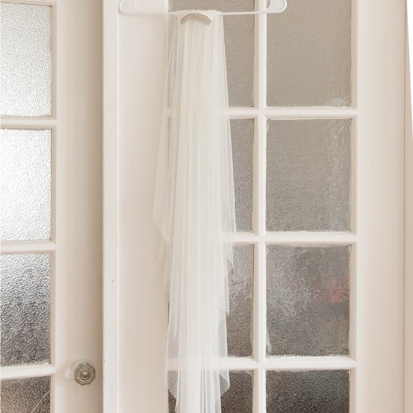 TONI FEDERICI | Accessories | Toni Federici Flo Veil | Poshmark